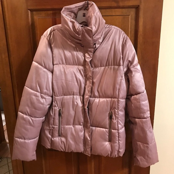Old Navy | Jackets & Coats | Ladies Large Beautiful Champagne Puffer ...